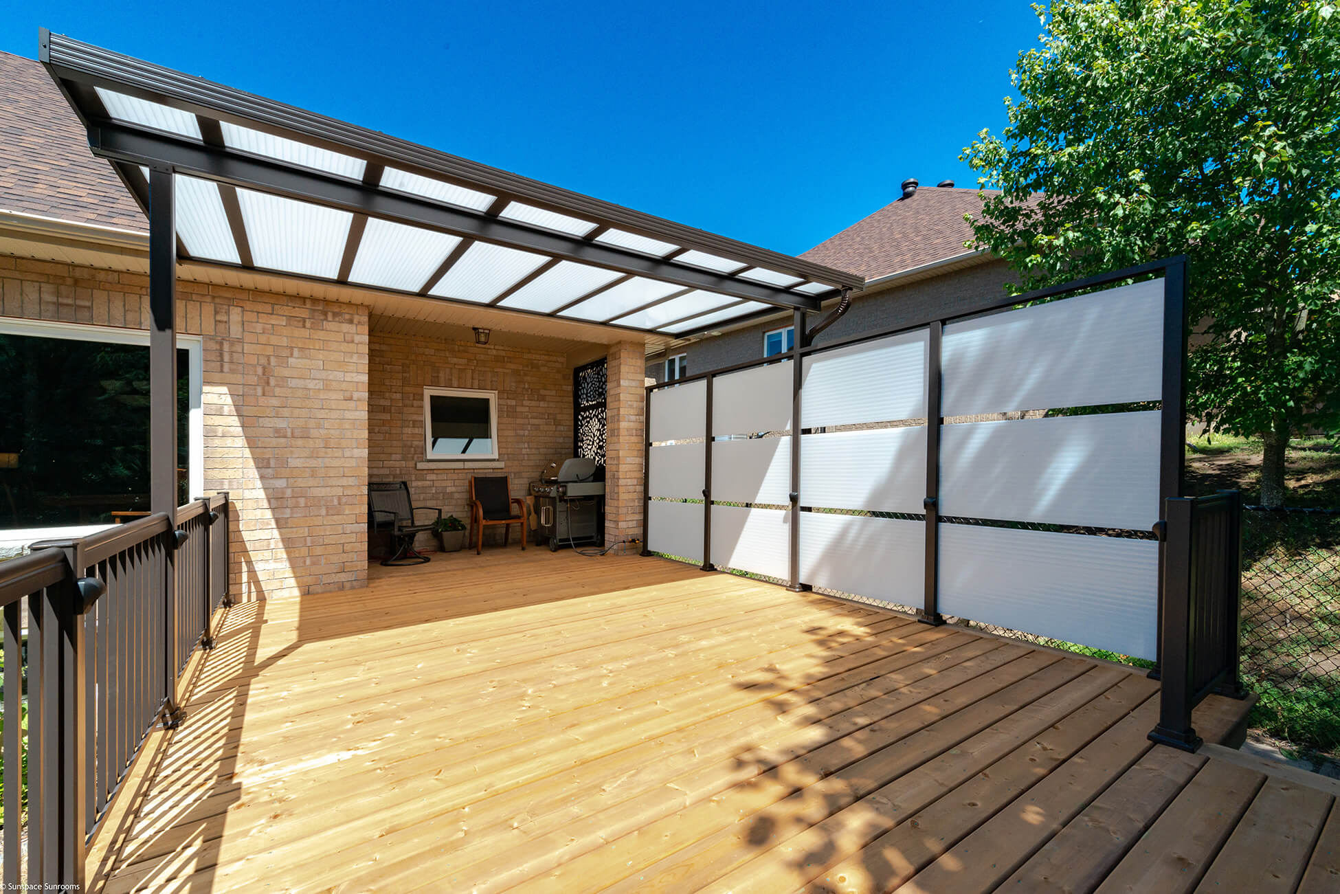 Sunwall and Privacy Windbreaker | NYC Sunrooms